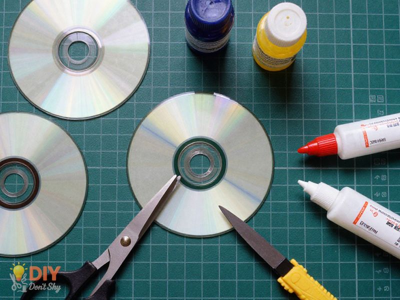 CD Craft Ideas for Adults Using Old Discs in Modern Decor
